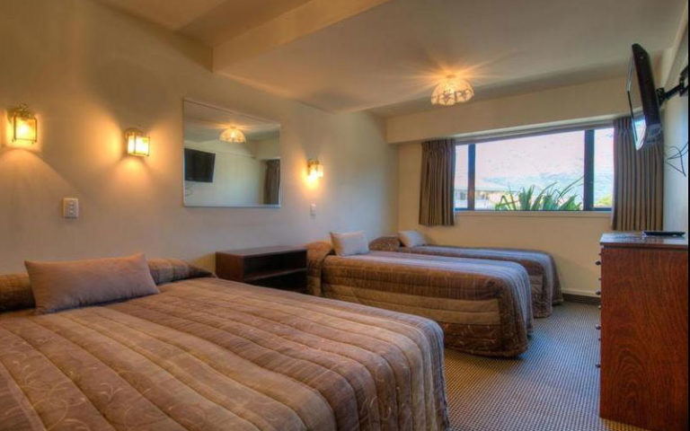 Rooms - Four Seasons Motel Queenstown NZ