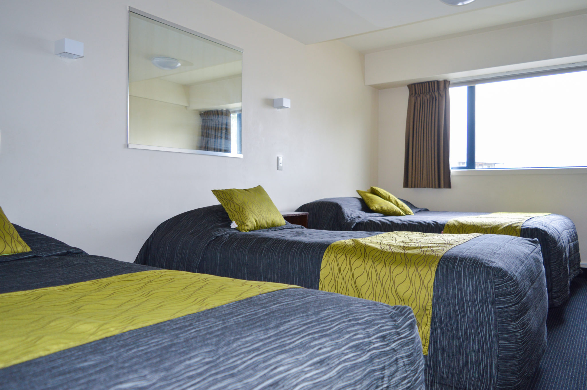 Home - Four Seasons Motel Queenstown NZ